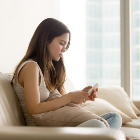 5 Ways to Help Kids Manage Social Media Pressure | Screen Sanity